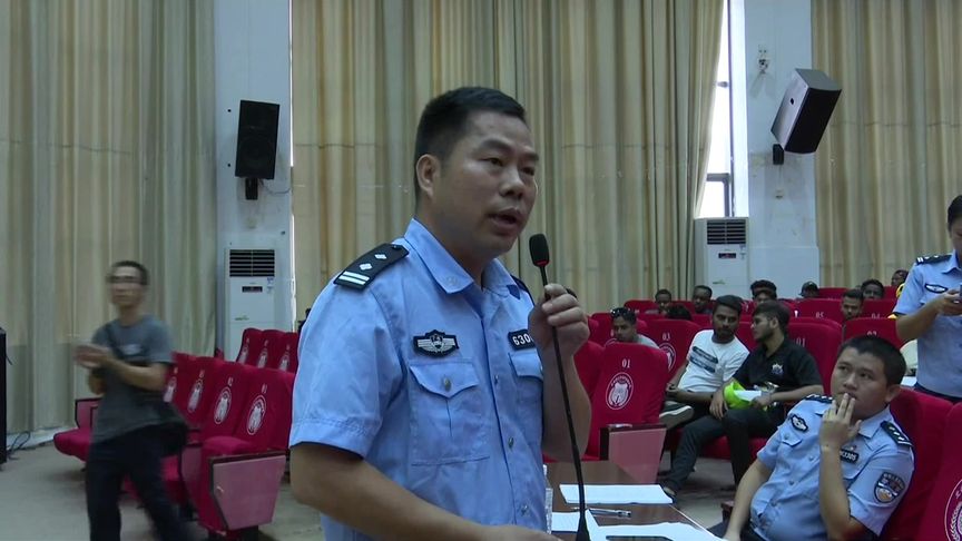 #钦州 民警为外国留学生上好法制、禁毒教育“第一课”!