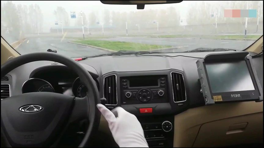 科目三考场驾考模拟夜间行驶场景灯光