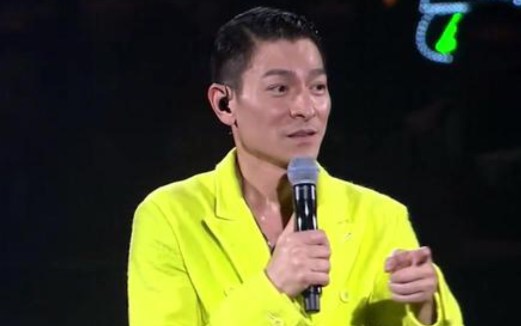 刘德华 演唱会(高清完整版) 天王就是天王!