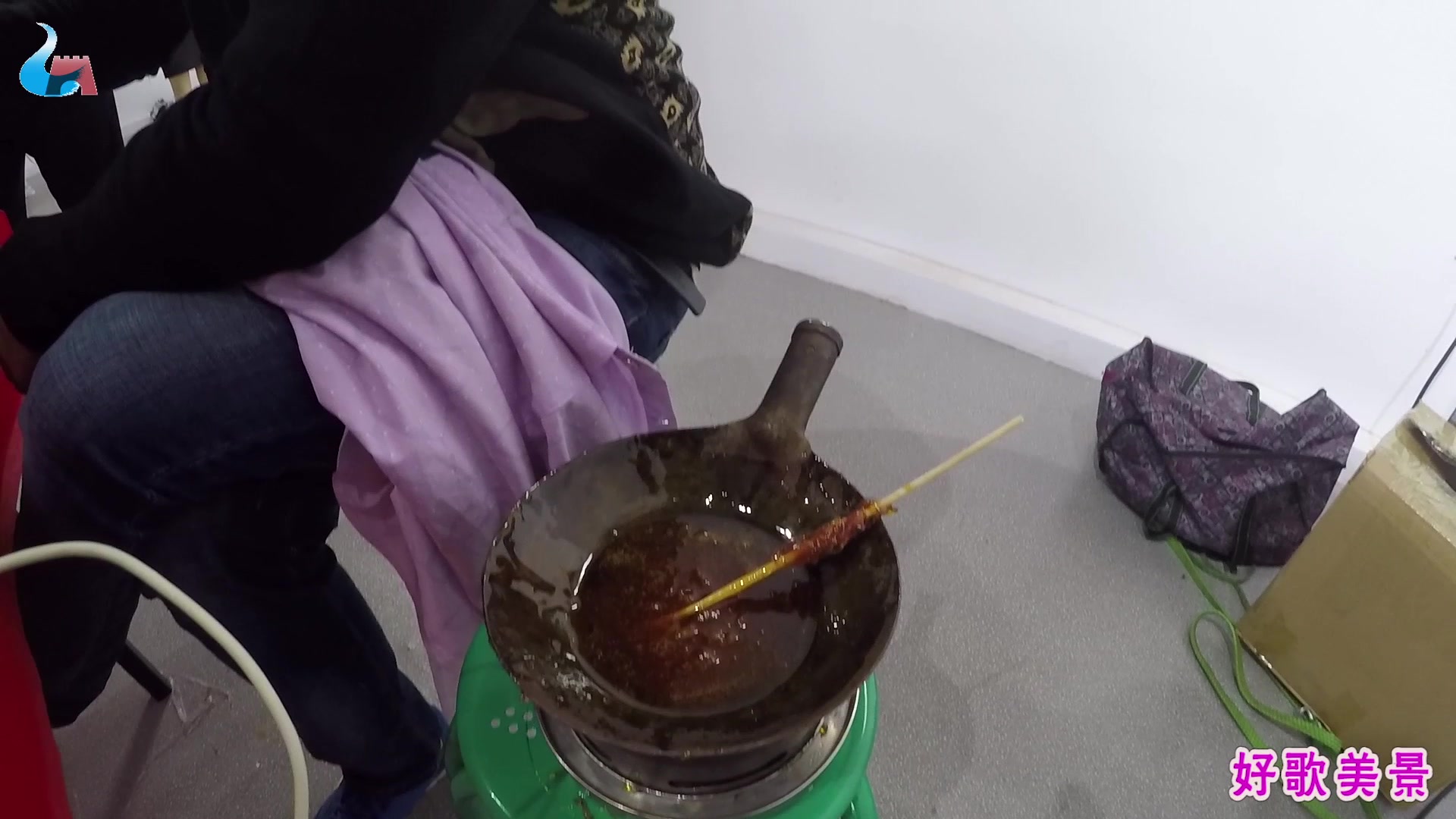 经典老歌《牵挂你的人是我》，舍不得你的人是我，离不开你的人是我