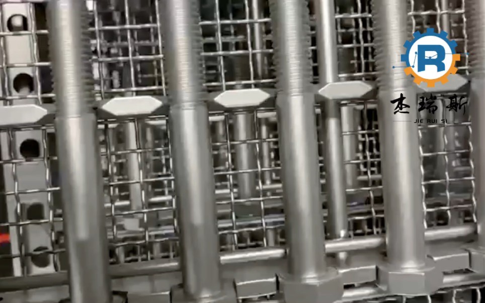 ...设备#达克罗喷涂机器人#达克罗螺栓螺丝喷涂设备#达克罗喷涂机器人