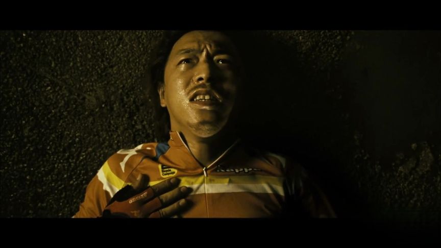 这就是轻量级和重量级的区别,黄渤太吃亏了