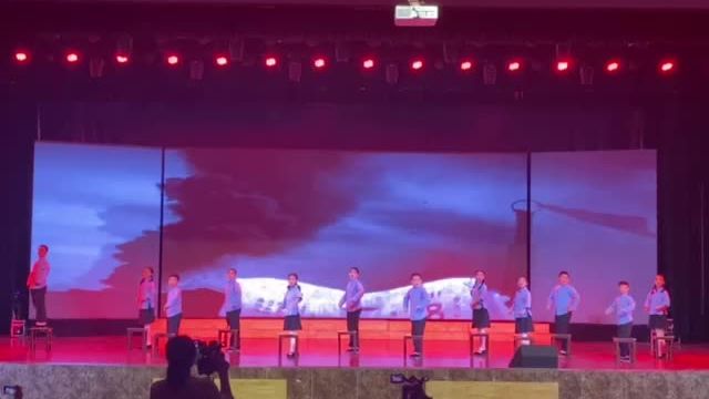 女儿的戏剧表演,孩子太棒了