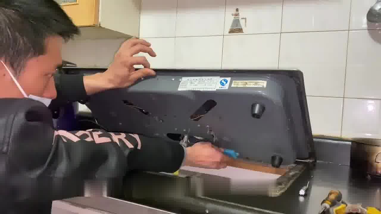 燃气灶为什么火力不够了