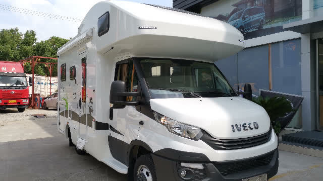 进口依维柯无拓展房车 进口依维柯房车多少钱