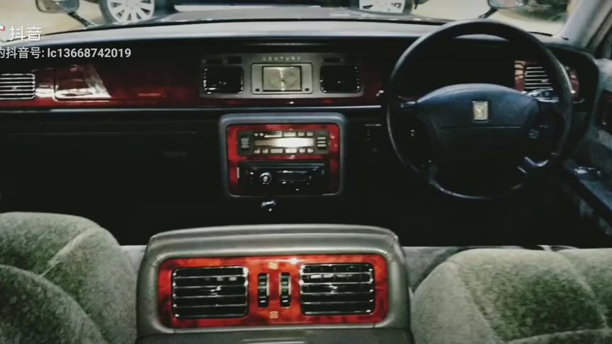 世界上第1辆三轮汽车车是谁发明的?