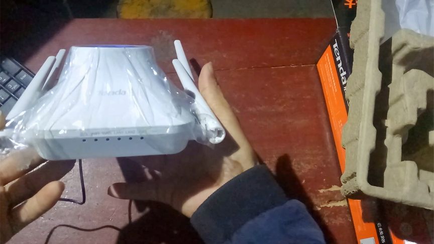 彻底解决手机WIFI信号差,网速慢,有时没有信号的问题。