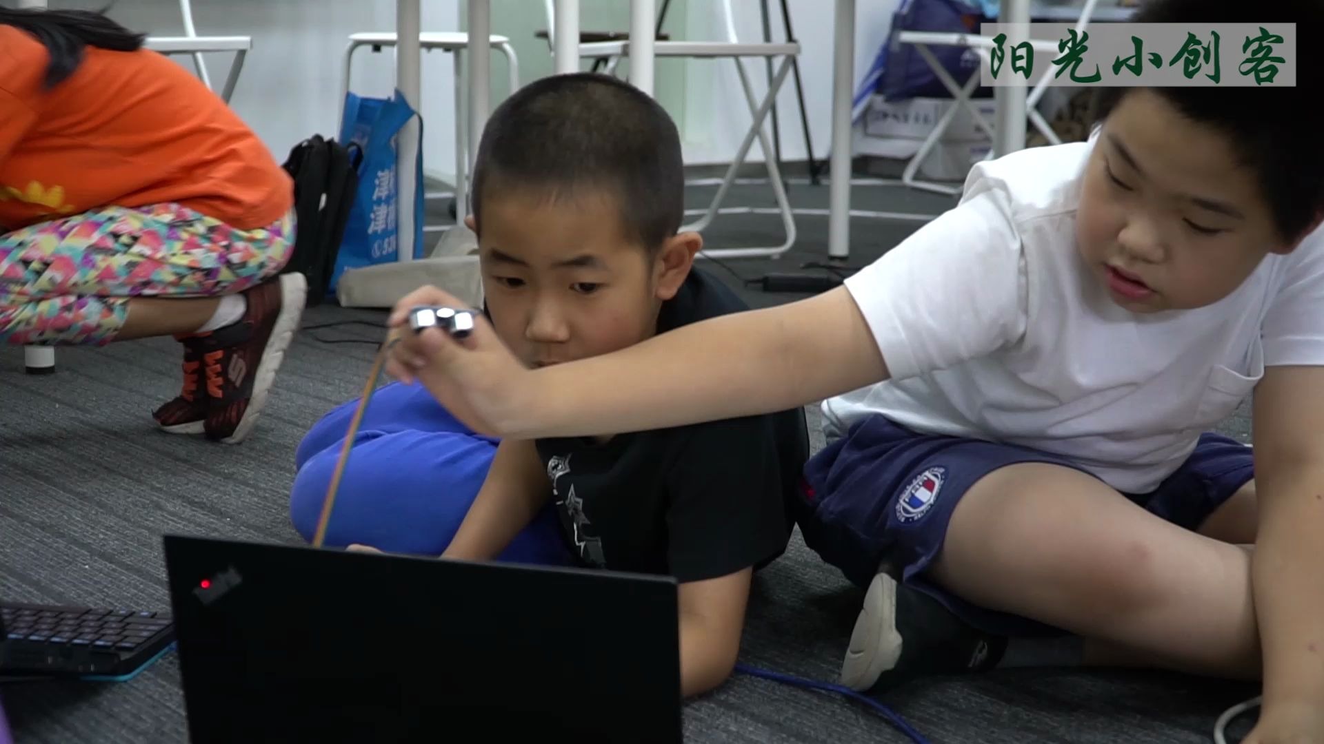 超声波测距传感器特性分析--“卡丁车”Arduino爆改车队---假期“卡丁...