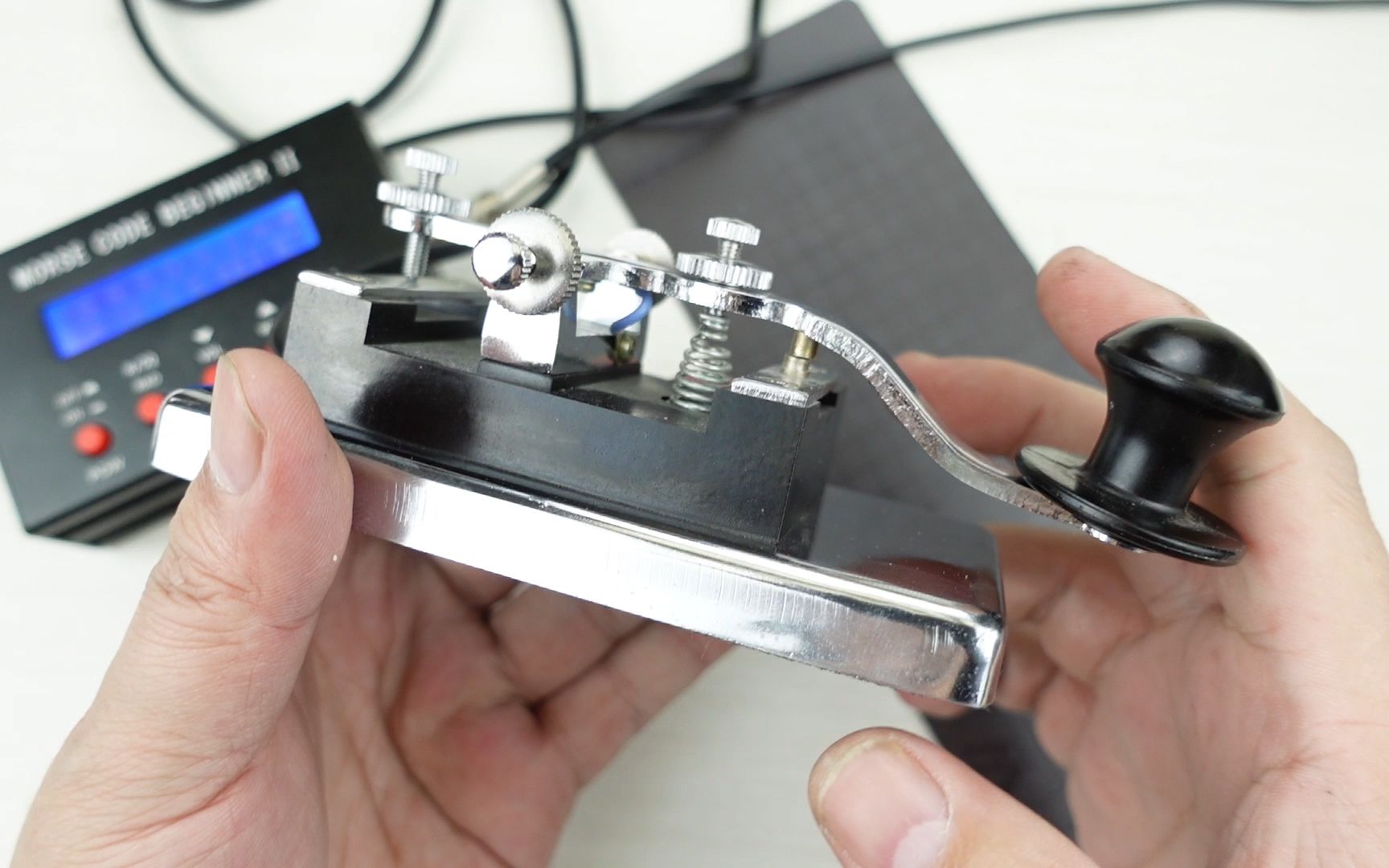 奇怪的知识又增加系列,看看发报机和摩尔斯电码都是些什么东西