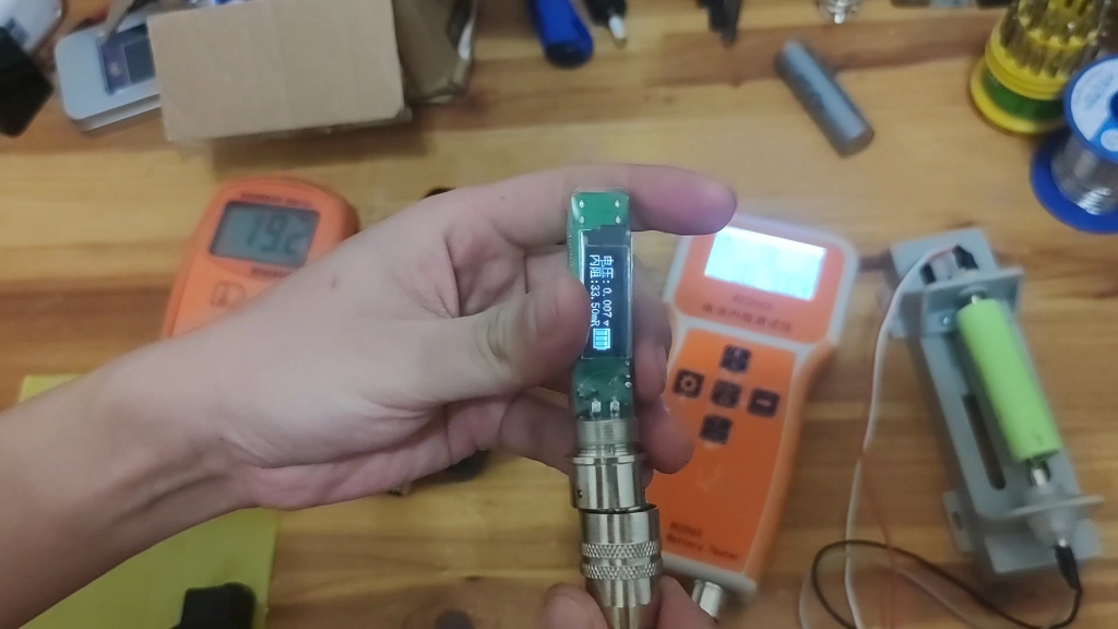 电池内阻仪 测量18650对比B站大佬自制迷你内阻仪