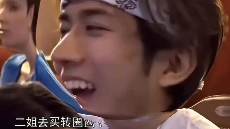 二姐:有时候带孩子挺累的华晨宇综艺