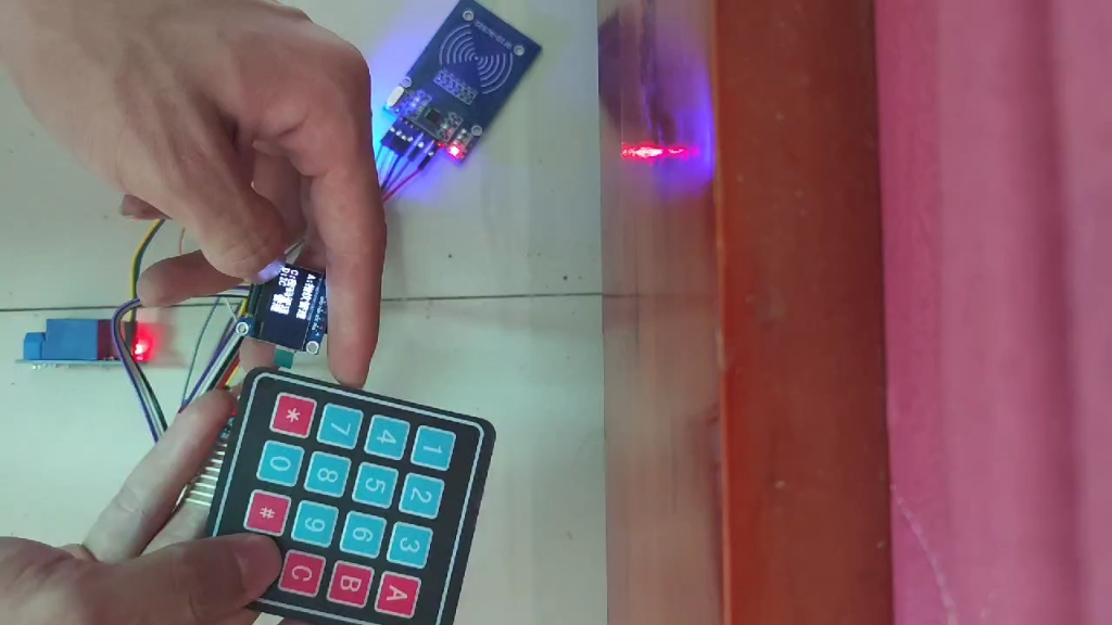【单片机毕业设计】STM32指纹密码刷卡门禁系统