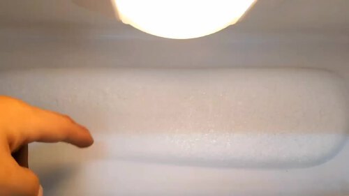 冰箱冷藏室里结冰什么原因?看完你就知道了,大部分自己就能解决