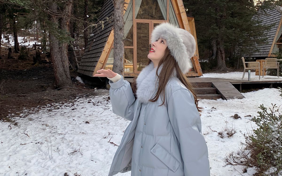 【夏诗文】皮质羽绒服你们见过吗?又暖又贵气,一定要试试!