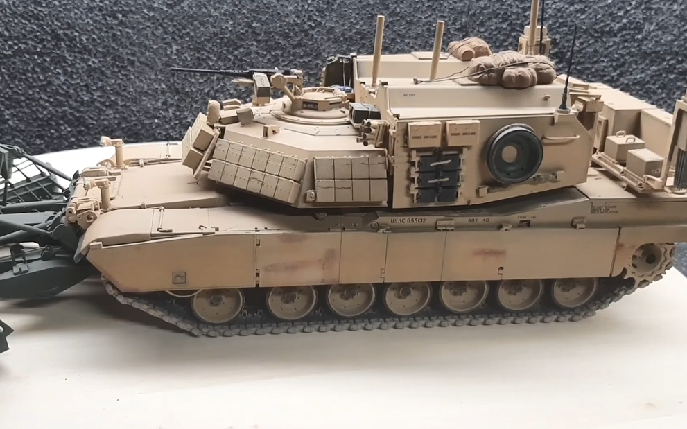 【Rick's 1/35 scale models】RFM麦田模型 1/35 美军M1 ABV破障车...
