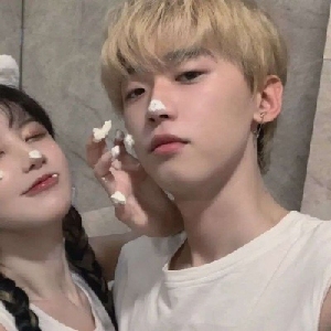 濠滨小胖妹 