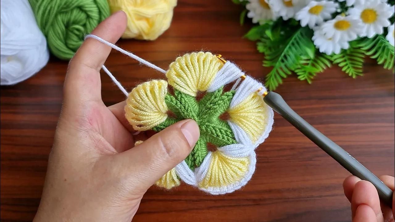 【钩针教程】哇! 如何使用毛线钩针制作美丽引人注目的钩针花。