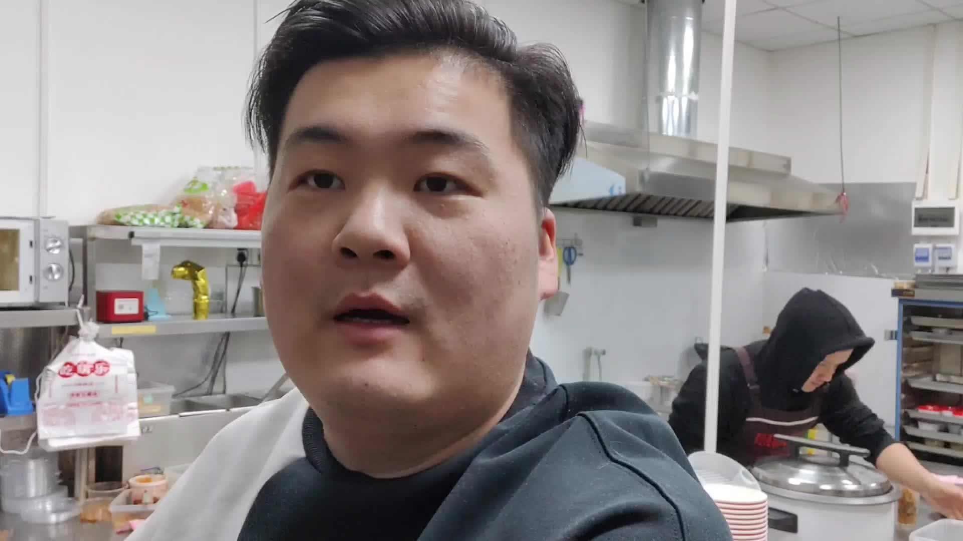 很多人说外卖抽成太高,我来晒晒后台数据,看到底赚不赚钱