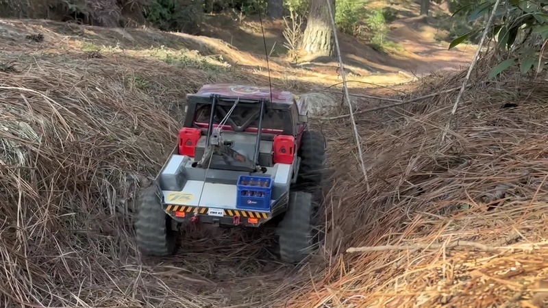 创作灵感 攀爬车 rc 硬派越野 这才是男人的玩具