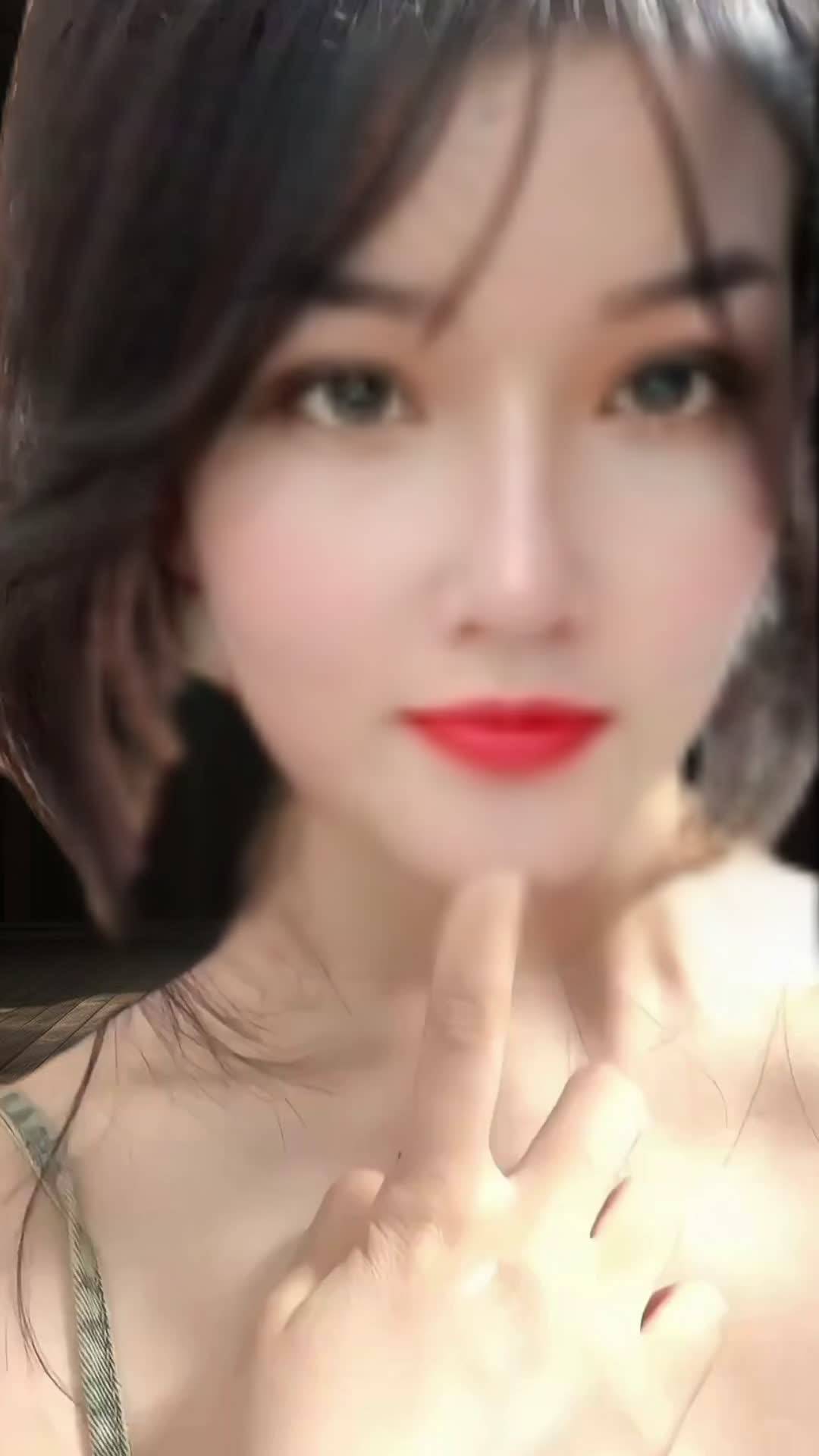这样的我你们觉得可爱嘛!#可爱#颜值#舞蹈