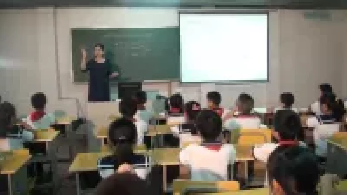 四年级下册课例18《小数点移动引起小数大小变化》(人教版小学数学...