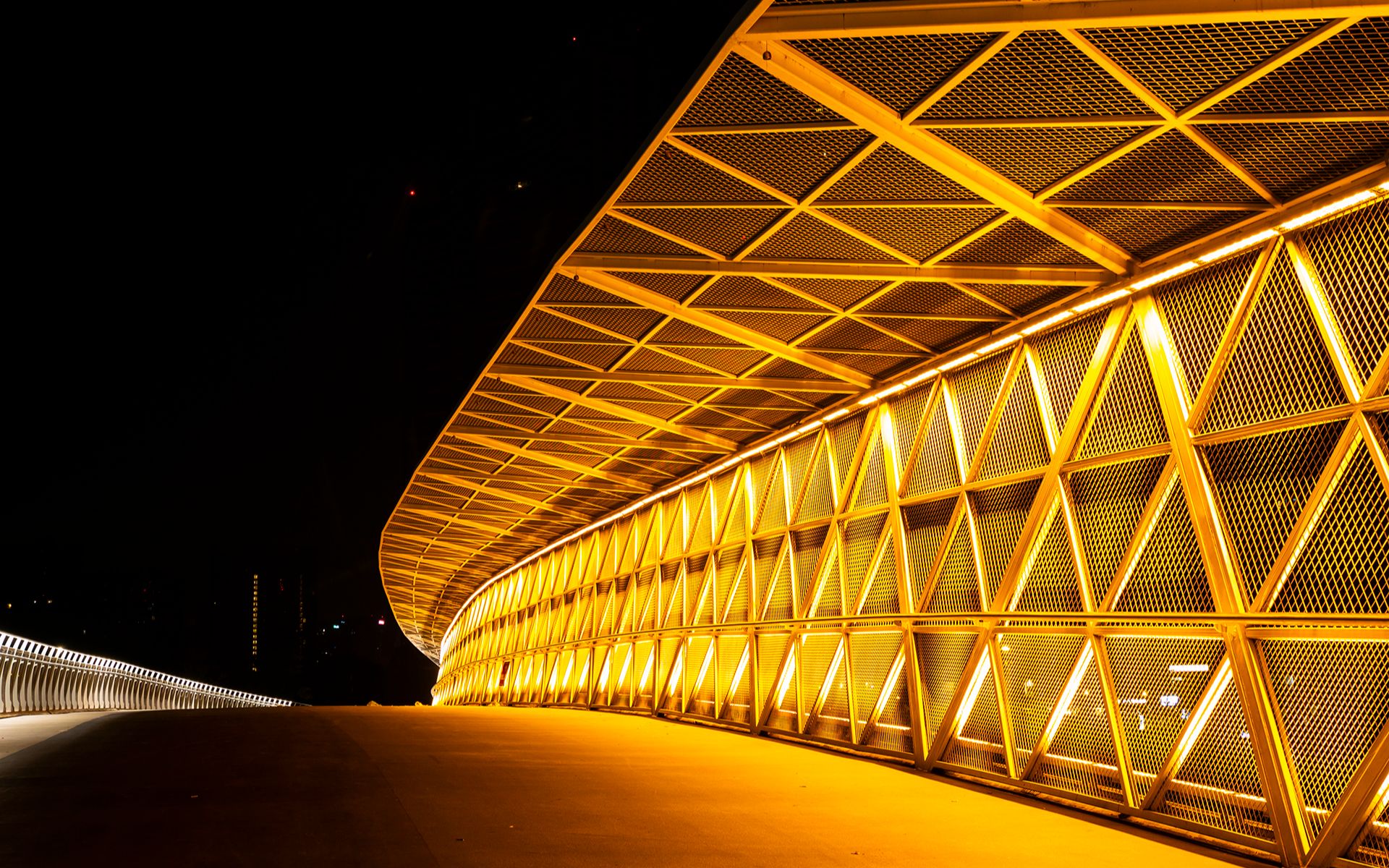 凌晨五点的五岔子大桥