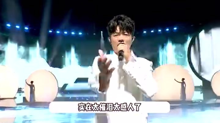 凤凰传奇《染》唱出乡愁,感染力好强太催泪,曾毅低沉梵音超惊艳