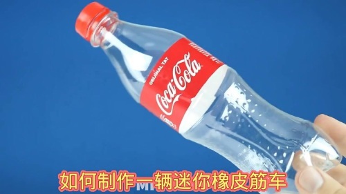 如何制一辆迷你橡皮筋车