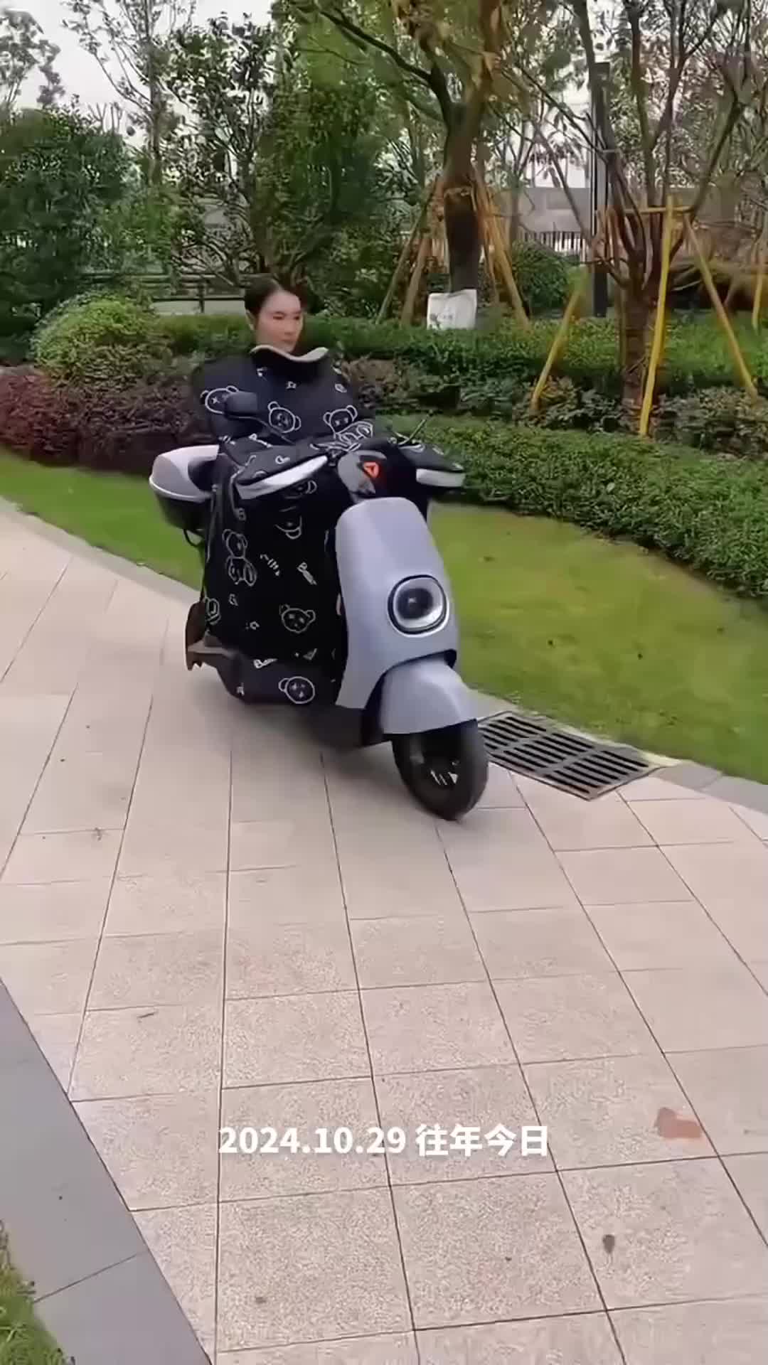 电动车挡风被冬季加绒加厚冬天摩托电瓶车防水防雨冬款全包围加大...