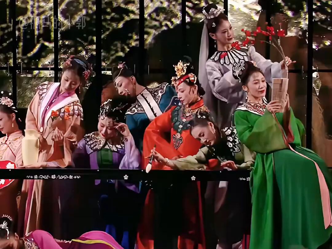 中国的传统纹样到底有多牛,养活了无数的西方大牌,我们的审美正在被...