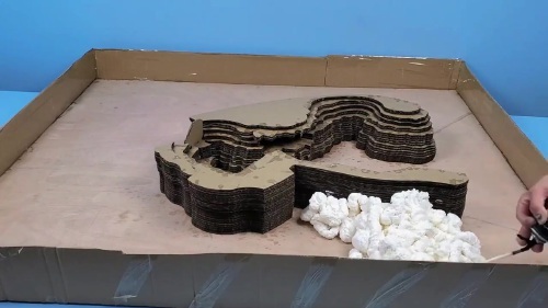 手工制作壶口瀑布模型