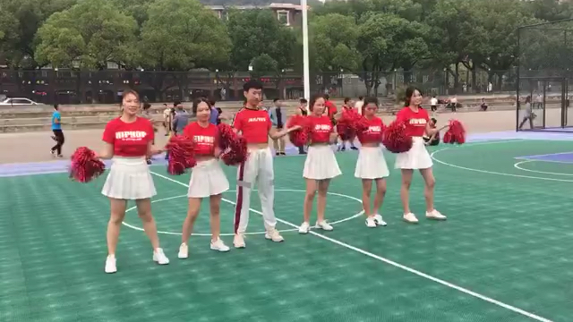 handclap 啦啦操-学姐说是文院研究生史上第一支篮球队和啦啦队!