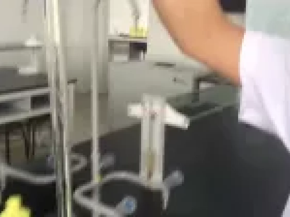 样题11用盐酸溶液滴定氢氧化钠溶液的终点判断