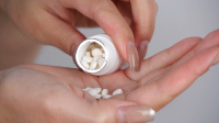 维生素其实含有毒性?会损伤肝脏?