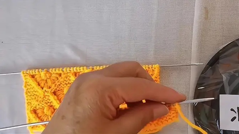 蝴蝶花的编织教程,新手可以学会,适合编织各种款式的棒针毛衣