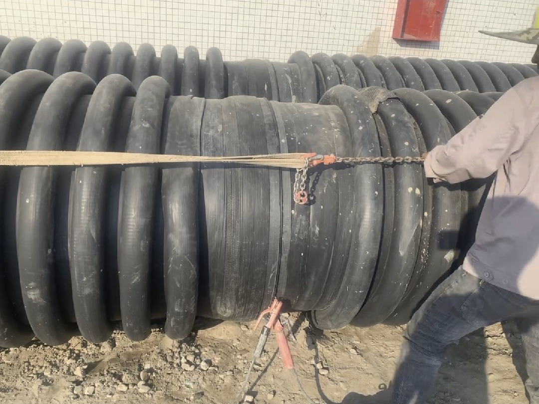 2.8克拉管的电熔连接