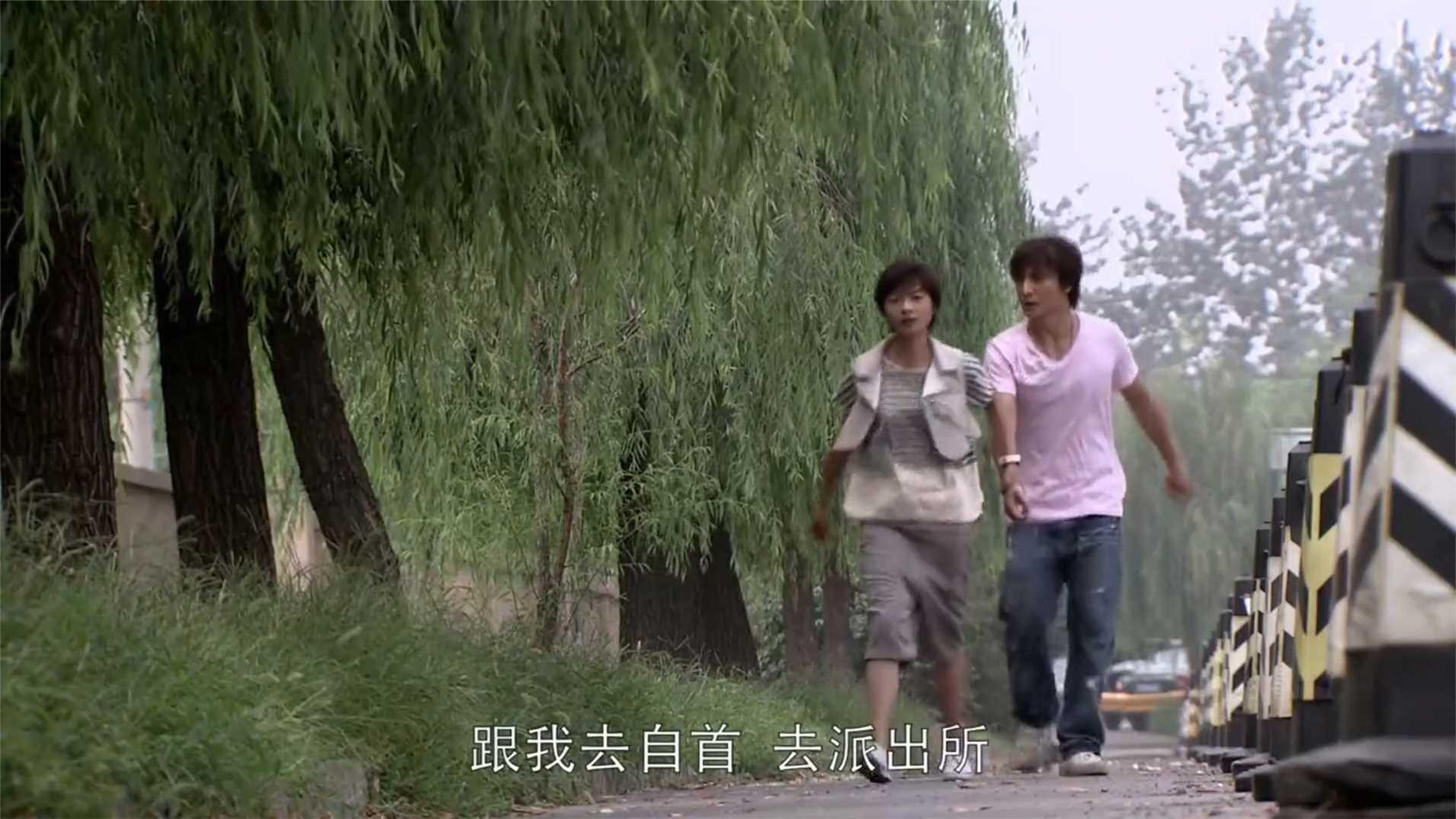 姑娘拿穷男友的表去修,老师傅不敢修:能买你家好几个超市