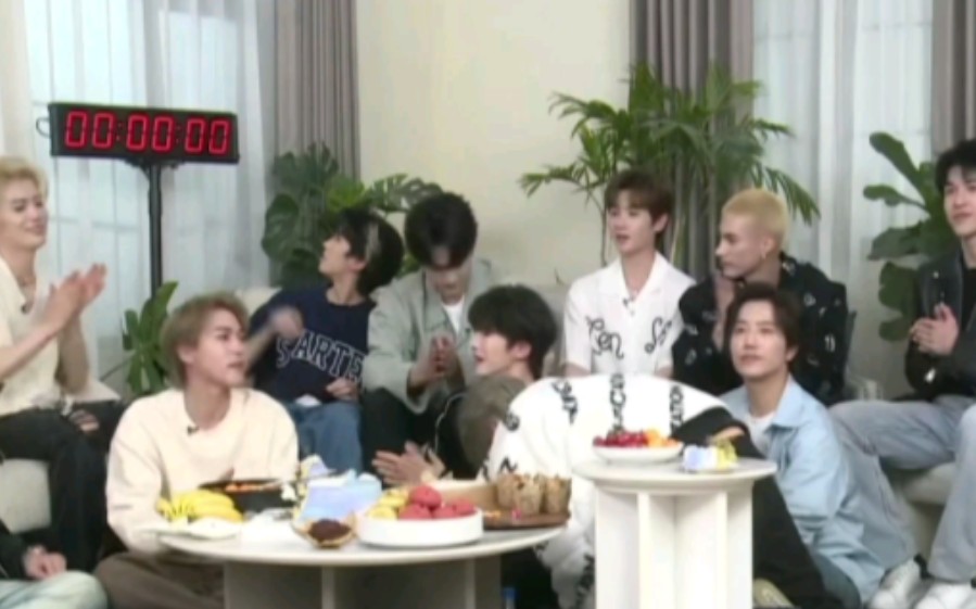 【伯远|自存】最后的直播发言和INTO1最后的倒计时