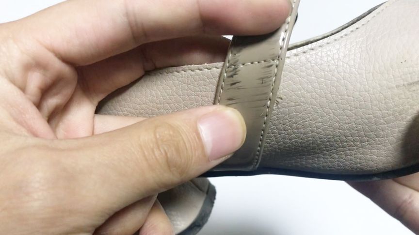 皮鞋划痕和顽固污渍擦不掉?只需涂点它,划痕马上修复,很实用
