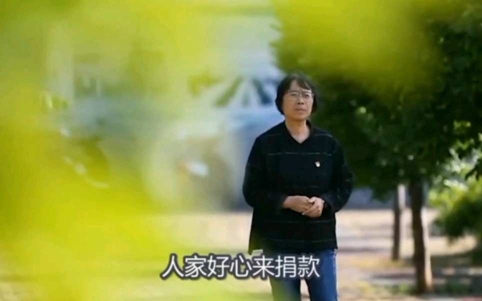 拒绝全职太太捐款,中国为什么需要张桂梅这样的“偏执狂”