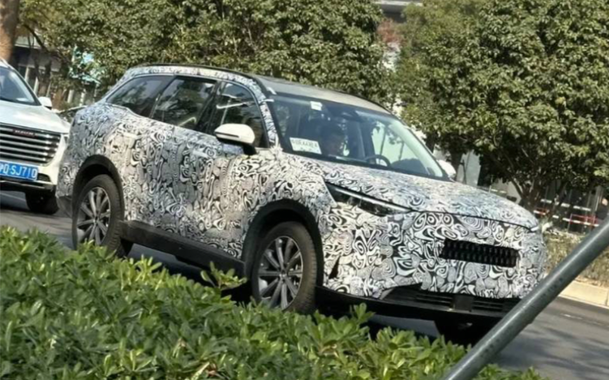 奇瑞T28 燃油/插电混动瑞虎8大改款车型 2024.4北京车展敬请期待