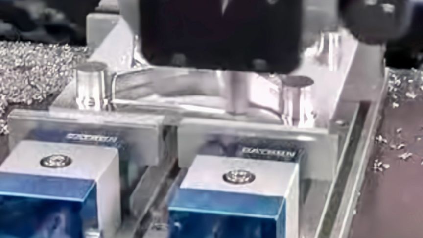 高速加工中心制造模具过程,模具做的真不错