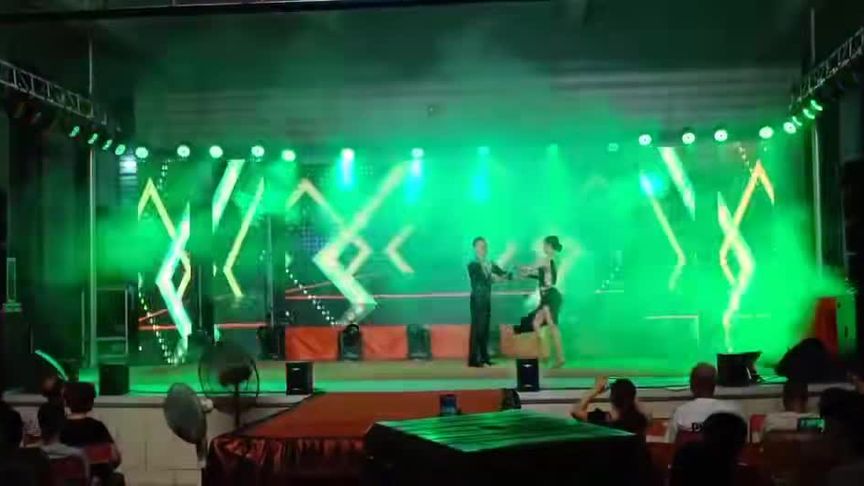 乡村大舞台!演出设备,欢迎有需要的来联系…#舞台无处不在