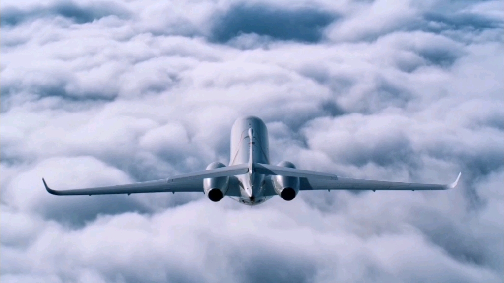 ...150 小时。目标是在交付首架 6X 前,确定飞机和机载系统的可靠性。