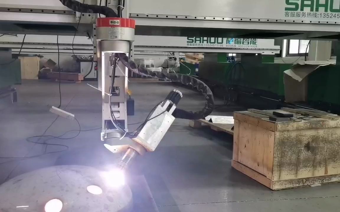 封头开孔利器,萨福全新推出数控封头开孔机,数控封头切割机器,可全...