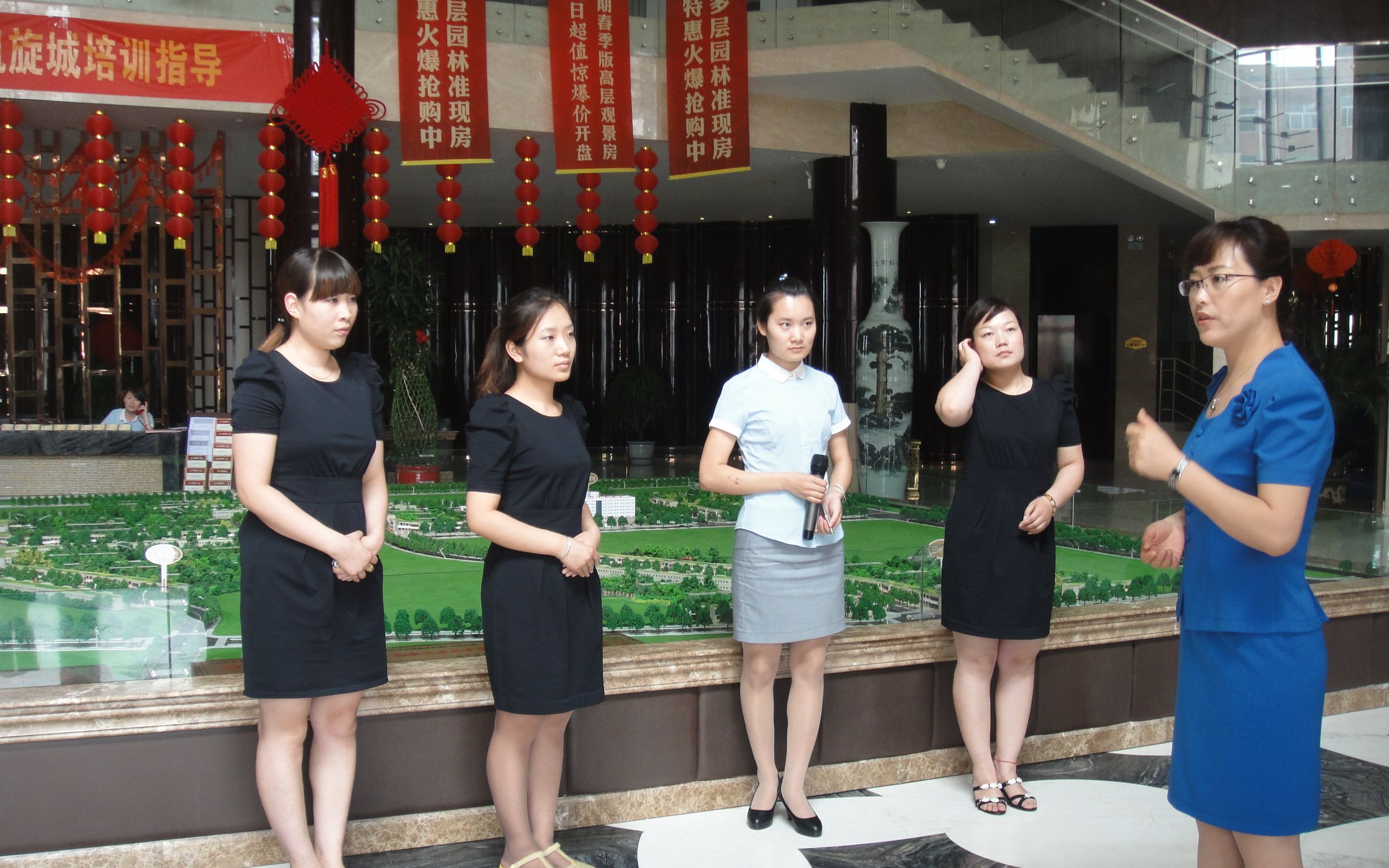 楼盘销售接待礼仪 房地产营销经理商务礼仪 售楼顾问商务礼仪 售楼...