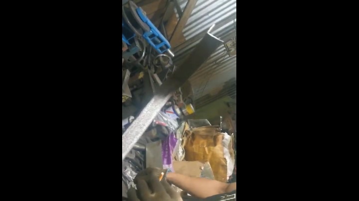 内弧 外弯角铁 角铁弯直角视频 角铁弯曲演示 小型弯弧器 弯90度 手弯...