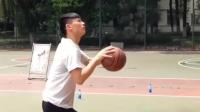 篮球教学: 原地单手肩上投篮的慢动作分解