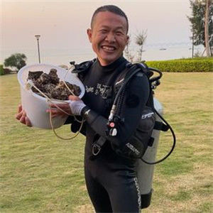 海洋农夫朱伟 