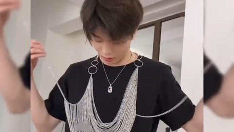 盘点女朋友买的奇葩衣服,现在的时尚都这样了吗每件都超出认知